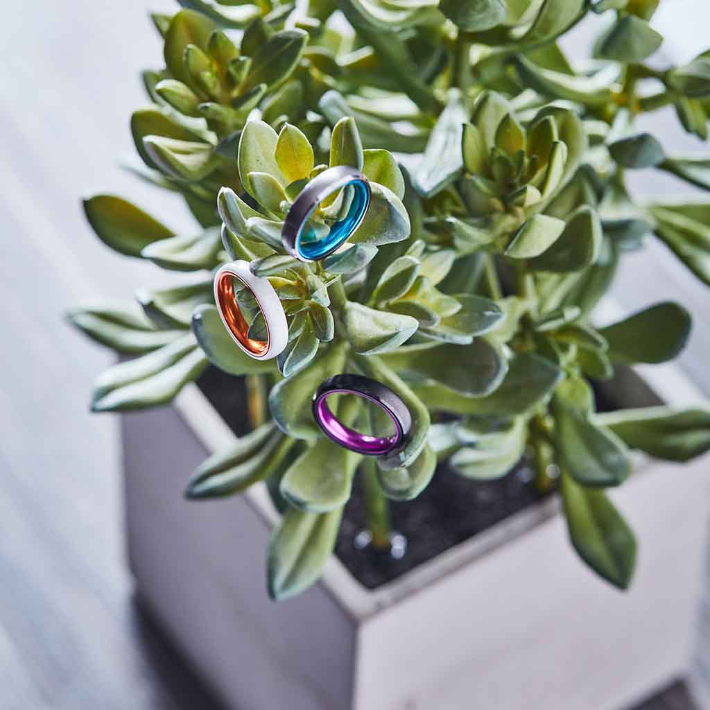 Women's Wedding Bands: Where Strength Meets Elegance - EMBR